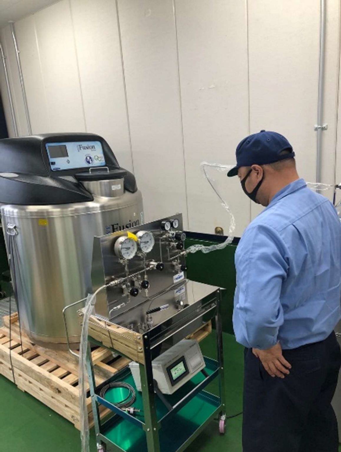 液体窒素回生式 超低温試料保存容器 MVE Fusion® 1500TM | ワケンビーテック Webサイト