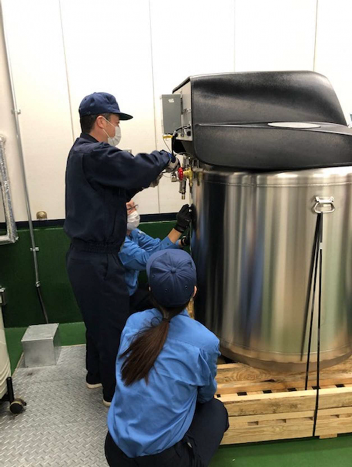 液体窒素回生式 超低温試料保存容器 MVE Fusion® 1500TM | ワケンビーテック Webサイト